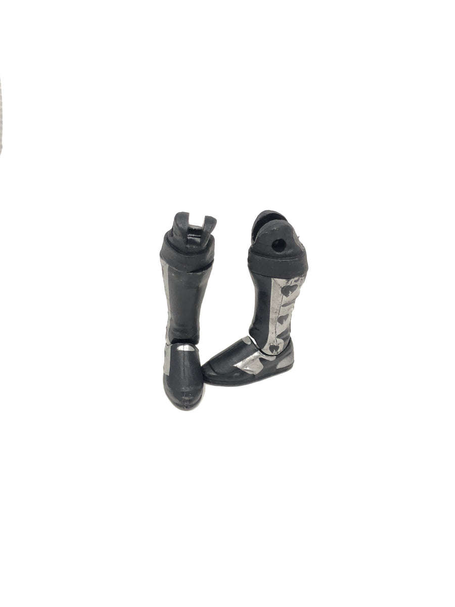 Black Kickpads with silver on side – FIGURE GIANT